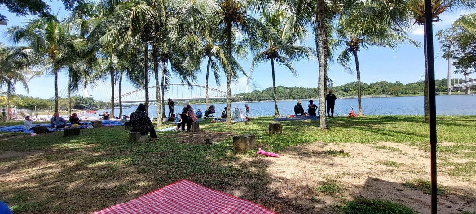 Pantai Floria Putrajaya - Tempat Lepak Di Hujung Minggu - Cuti Viral